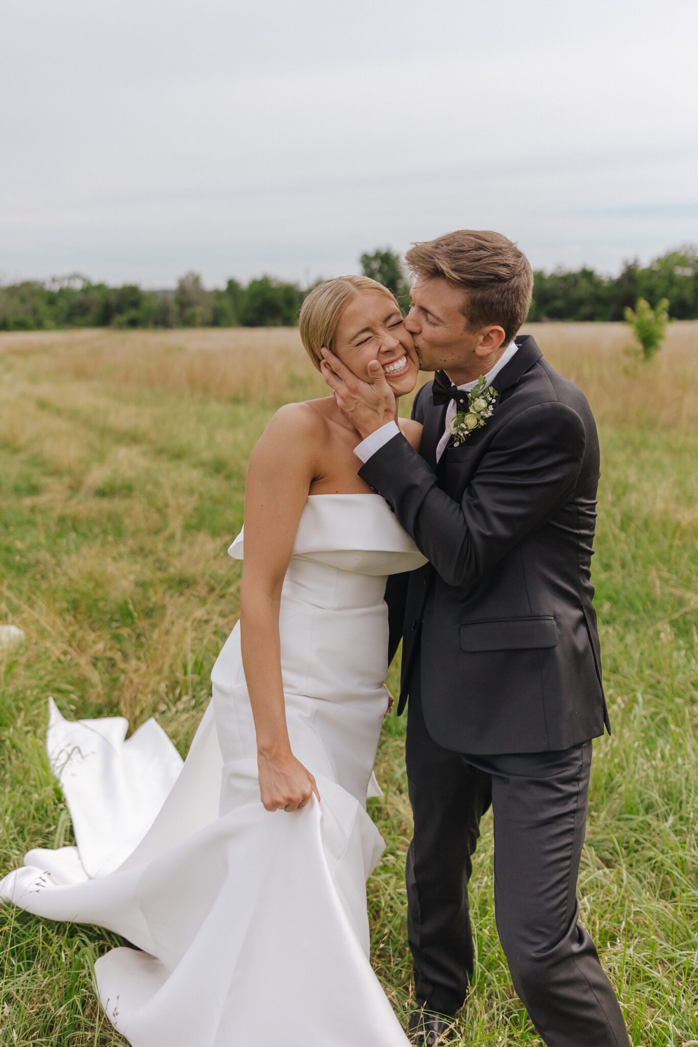 Classy Wedding at Kindred Barn